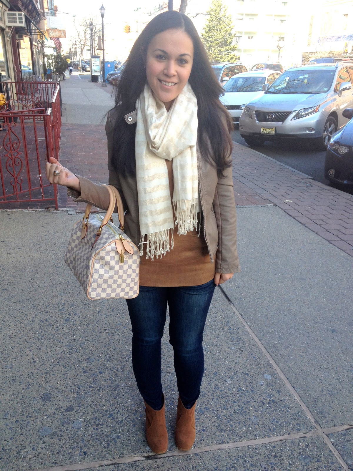 | Pretty Little Things: caramel colors.