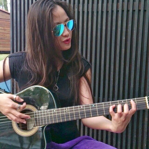 Gambar Bayu Daniels, suami pelakon Jue Aziz?