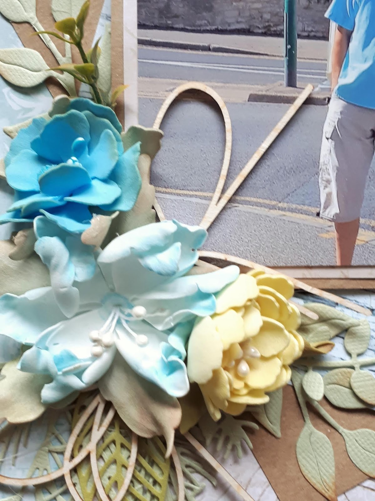 CraftyEnjoyments: A4 Scrapbook Layout