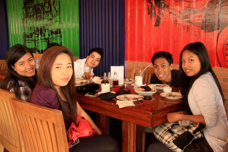 czhaneth: Jeepney Pinoy Resto and The Coffee Beanery