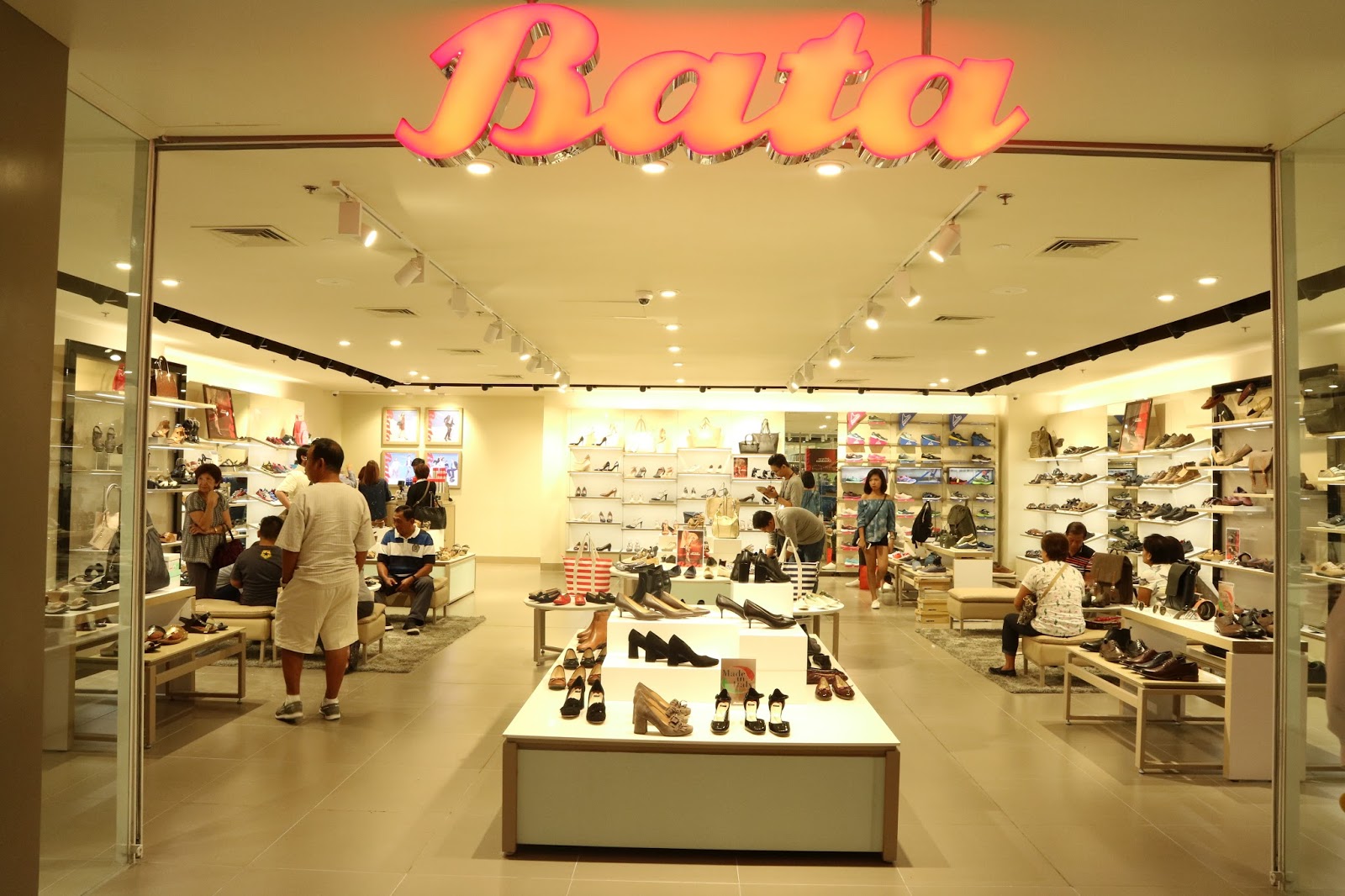 Bata Philippines.♥ - ARTSY FARTSY AVA