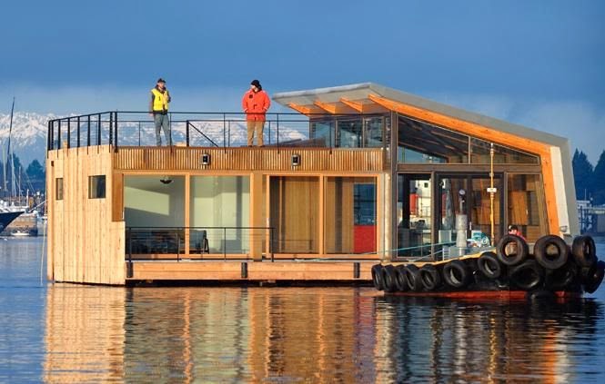 House - Building function: Building a floating home