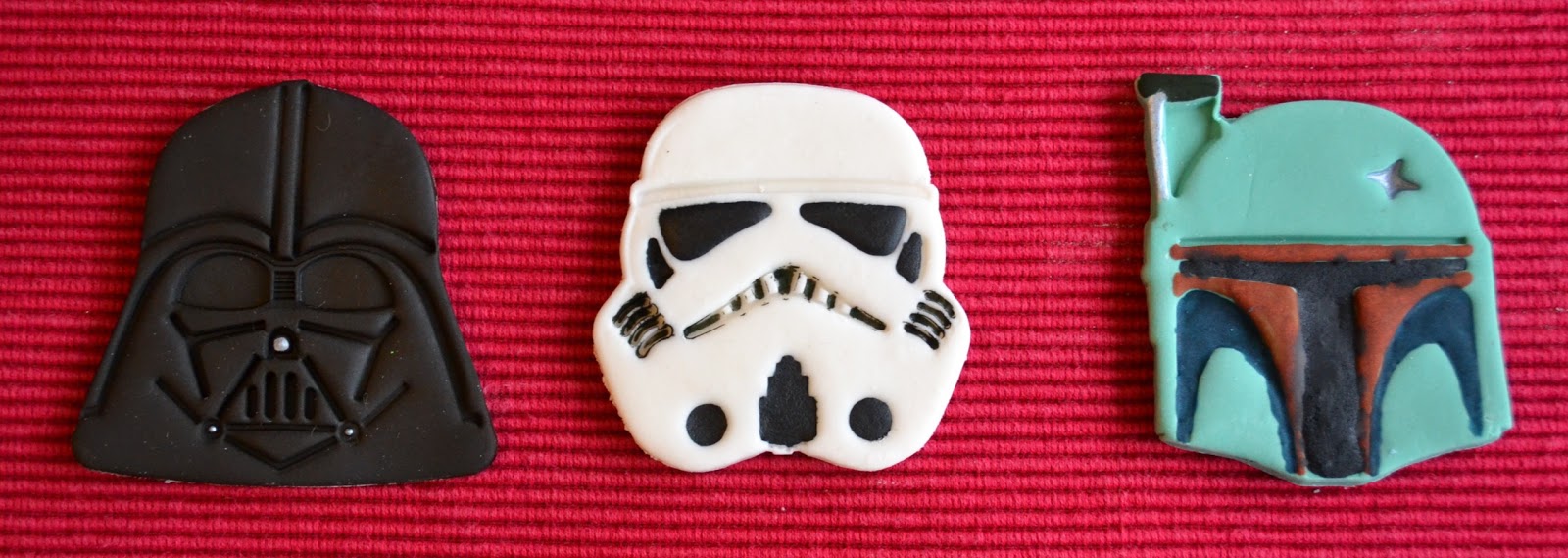 Growing Up Veg: Edible Star Wars Cupcakes with Toppers