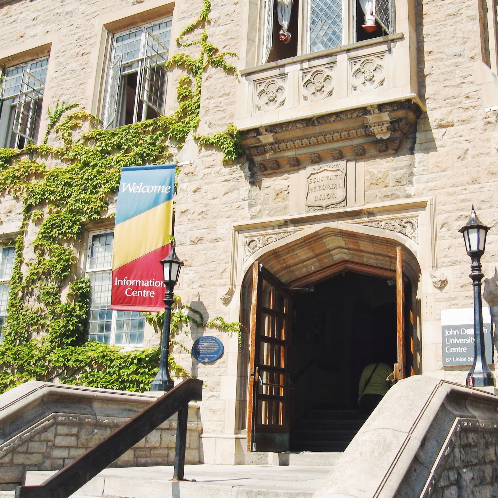 The Staycationer: University Edition | First Year Advice The Staycationer: University Edition | First Year Advice