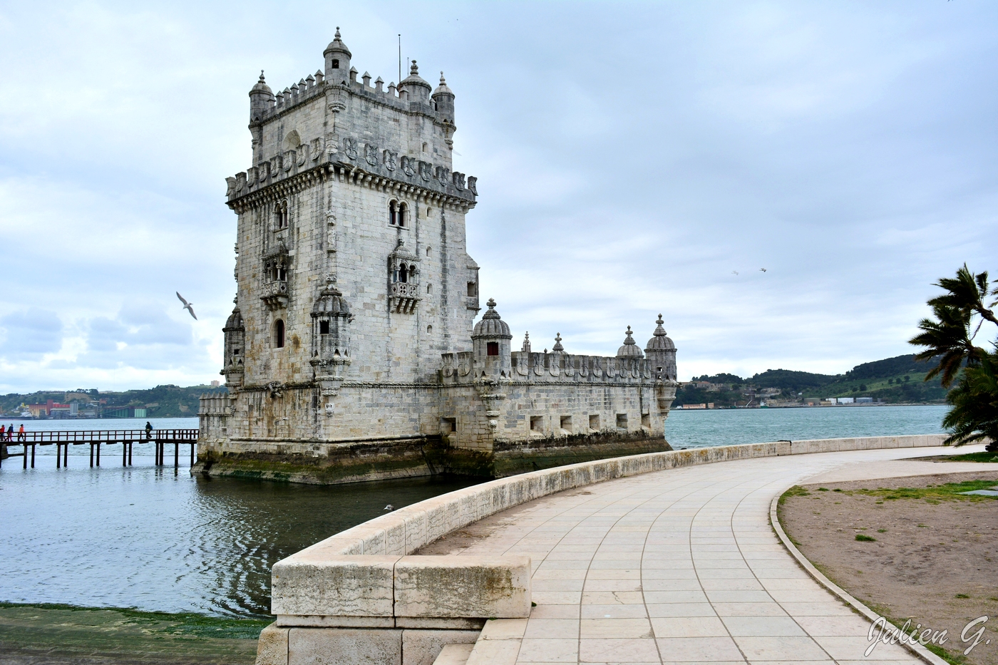 Coins du Monde: PORTUGAL - Lisbonne - Monument des Découvertes de Belém