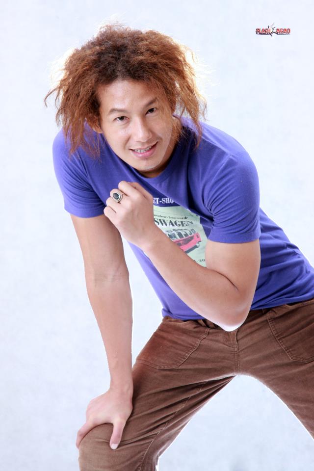 M y a n m a r H u n k s: Jet San Htun by Photo Ko Aung (Flash Memo)