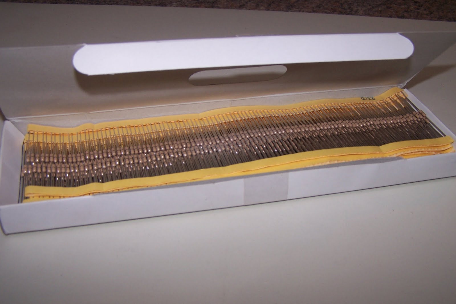 Competitive Components: Guide to the Electronic Components Industry ...