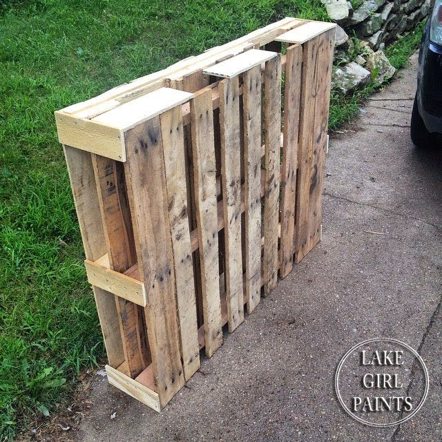 Lake Girl Paints: Pallet Mini Bar, Random Projects, and "almost HOME" sign