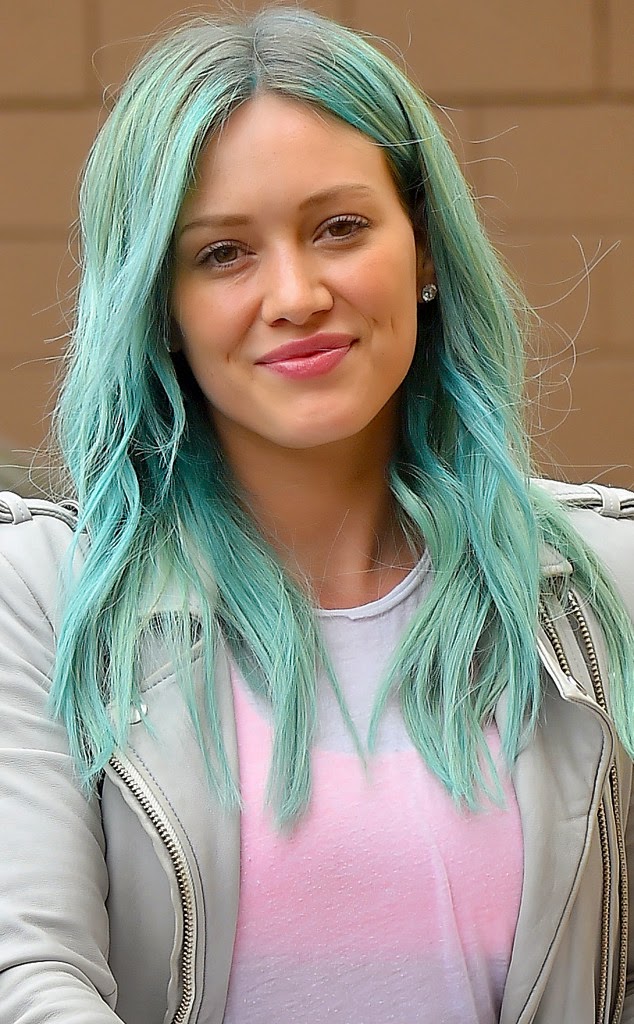 Hilary Duff Debuts New Blue Hair Color (PHOTOS)