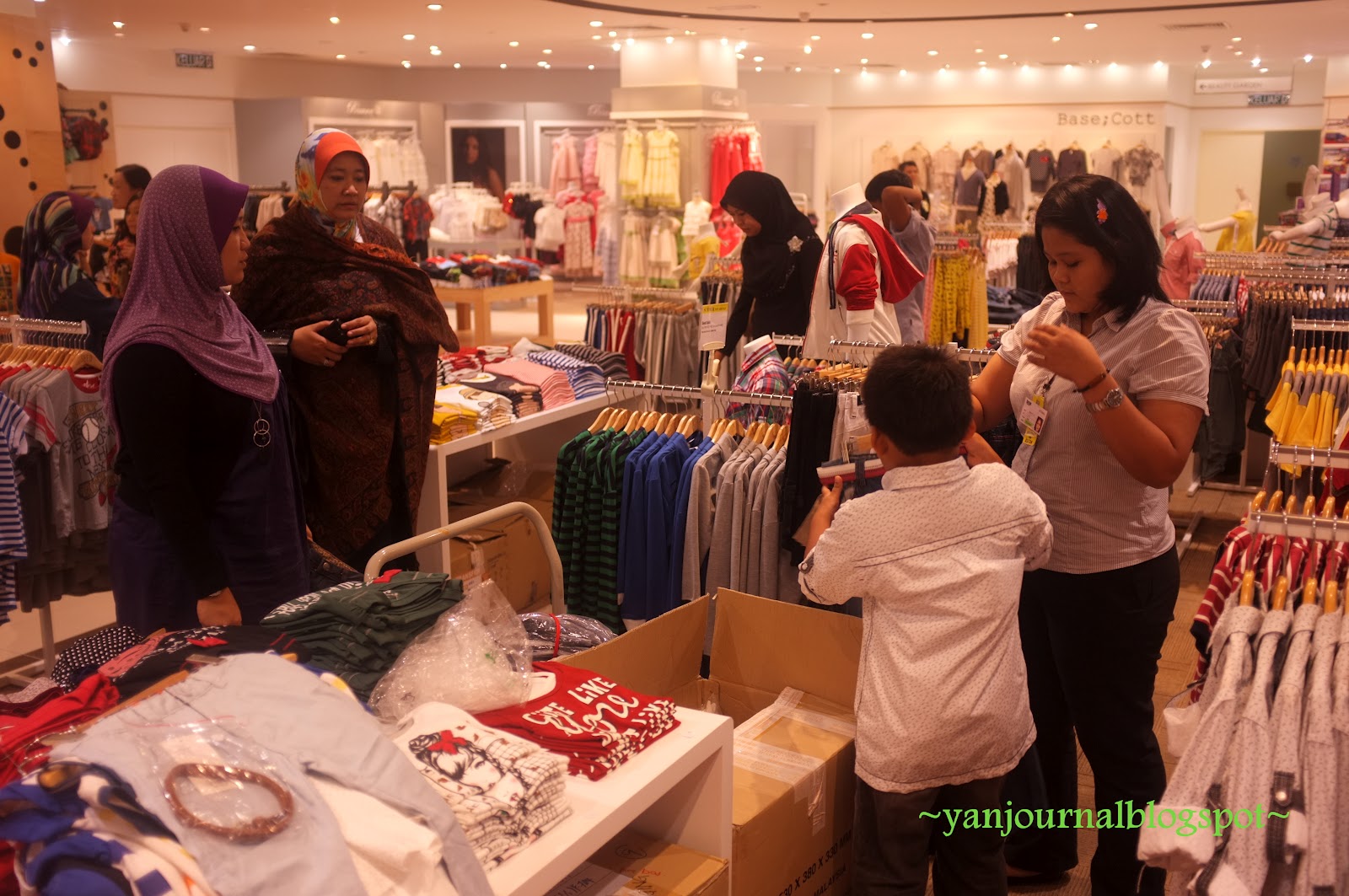 Yan's Family, Frens, Travel, And Food Journal: Shopping Time at Isetan ...