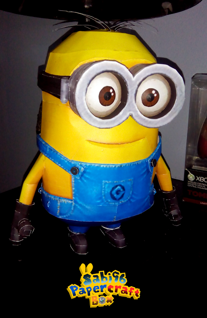 Minion Paper Model | Paperized Crafts