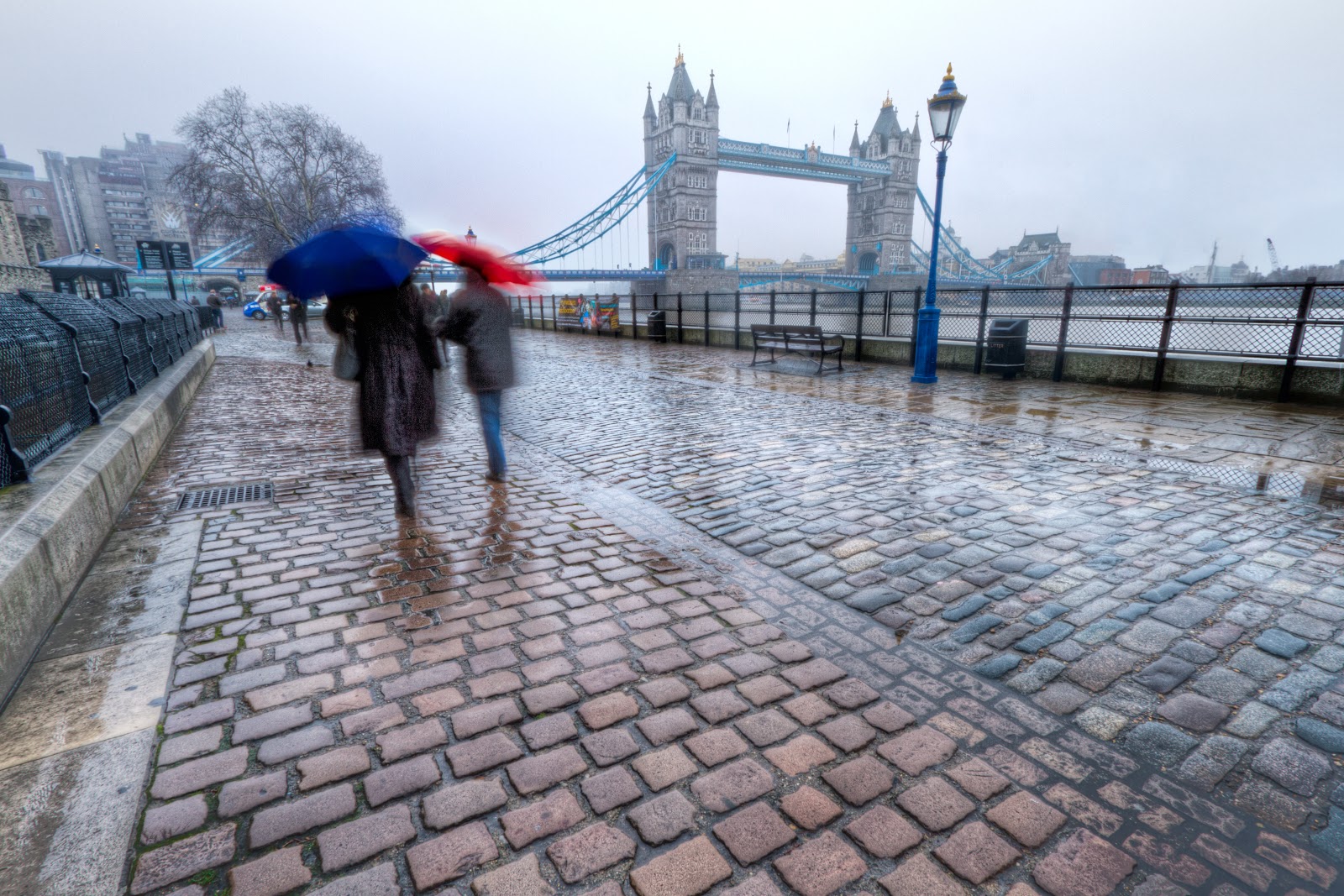 366 Days Of HDR: January 24th 2012 - Rainy Olde London
