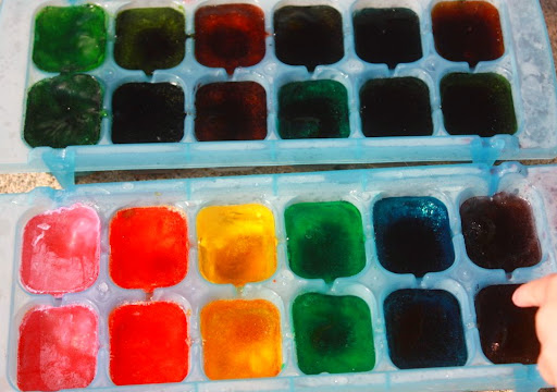 Juise: Color Mixing for Little Hands - Ice Cubes