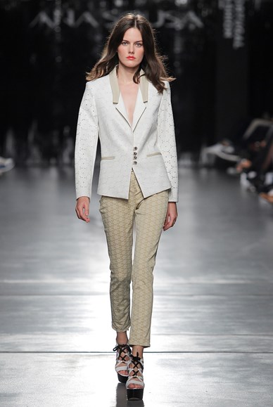 Ana Sousa | Desfile da coleção para o verão 2017 ~ Mad Moda