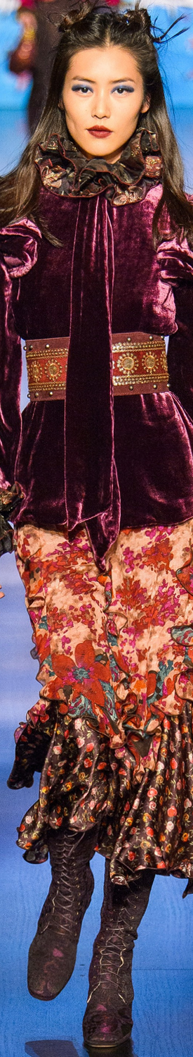 LOOKandLOVEwithLOLO: Fall/Winter 2017 RTW featuring Highlights from ...