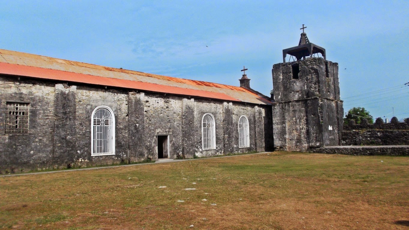 Capul Church and Municipal Hall