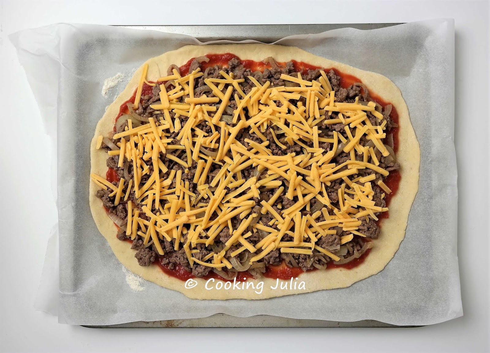 COOKING JULIA : PIZZA À LA VIANDE HACHÉE