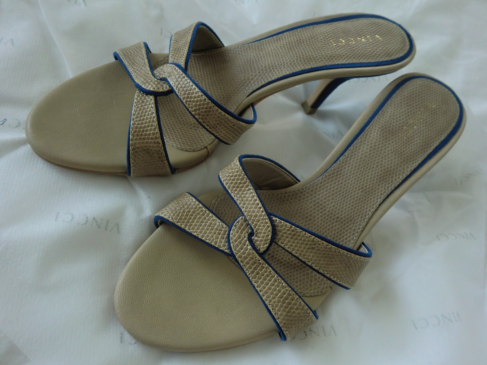 From Japan: ......not Imelda...... / Souvenirs from Vincci