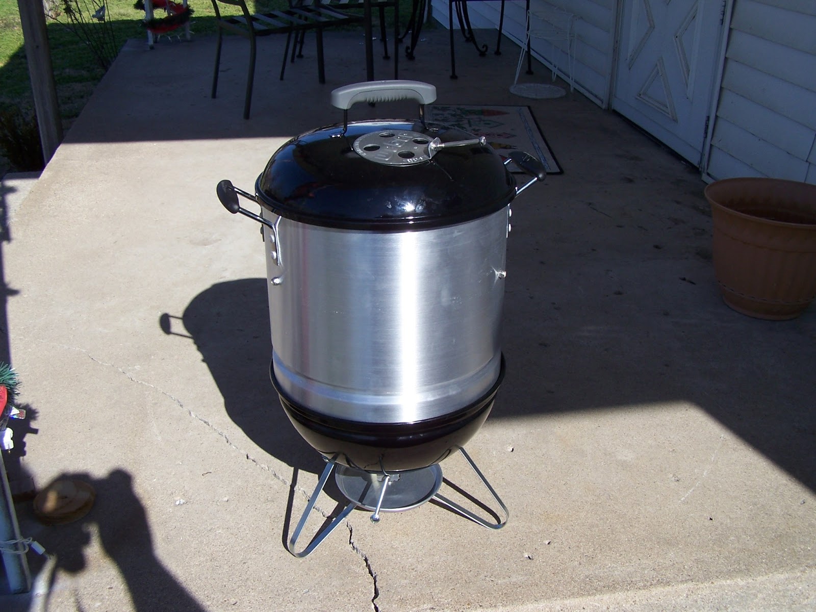 2 Vets BBQ: My Mini WSM (Weber Smoky Mountain)
