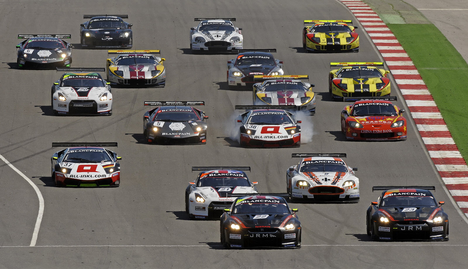 2011 FIA GT1 : Nissan conclude dominant weekend in Portugal with ...