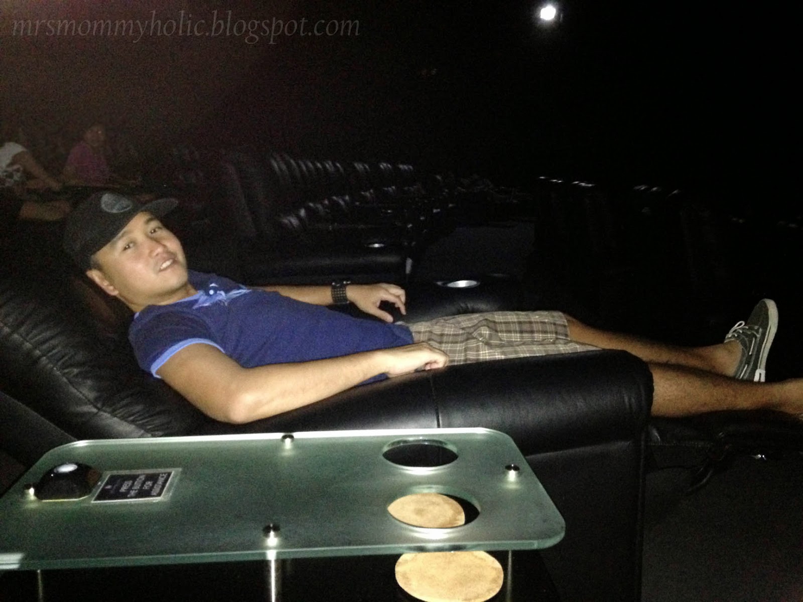 MrsMommyHolic: Our SM Director's Club movie experience (and the e-PLUS ...