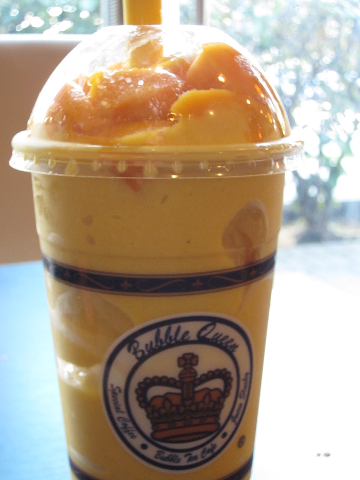 Hungry Gator's Food Review!: Bubble Queen - Pacific Plaza