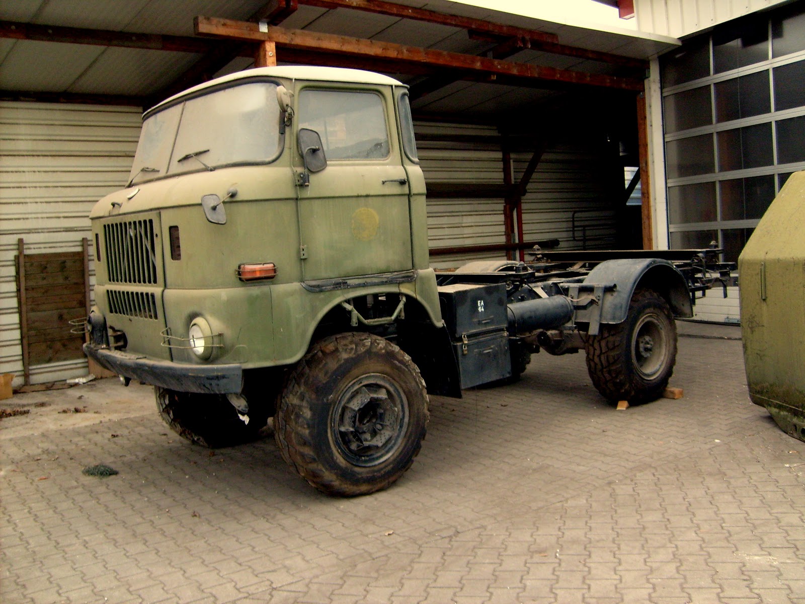 salty Brezzels: IFA w50