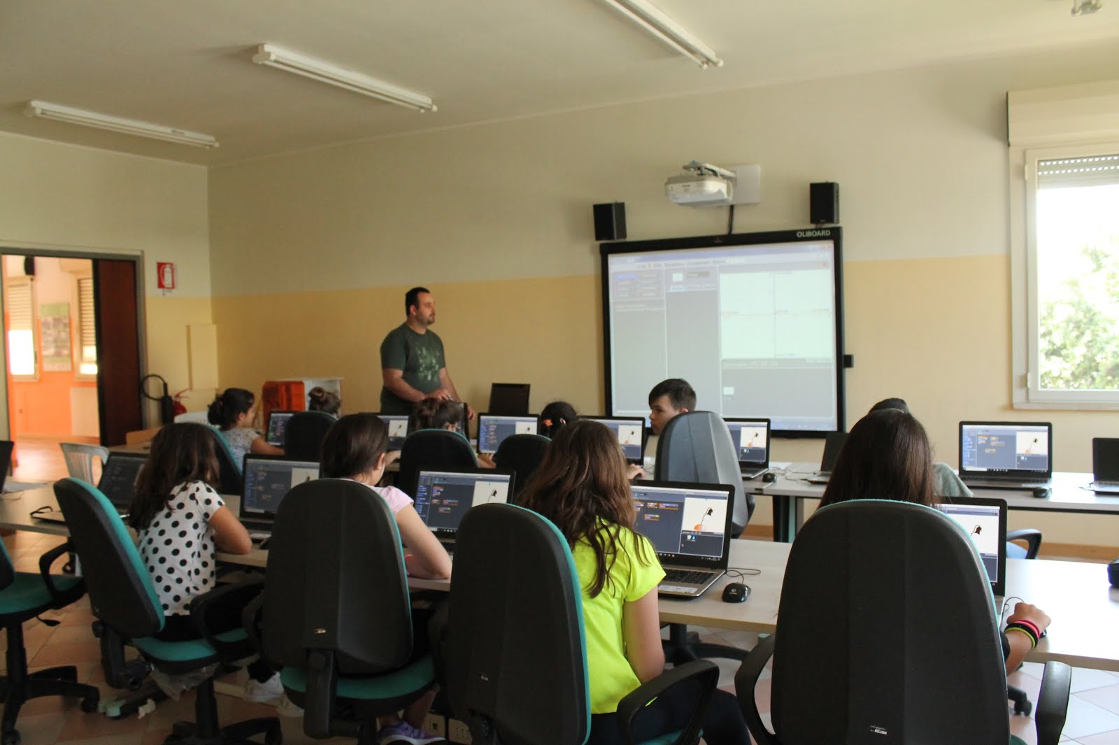I bambini imparano a programmare: progetto Coding alla scuola primaria ...