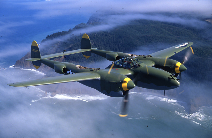 World War II in Pictures: P-38 Lightning: Fork-Tailed Devil