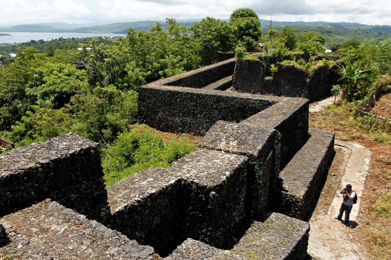Fort Widest World Buton fortress palace Wolio - VISIT INDONESIA
