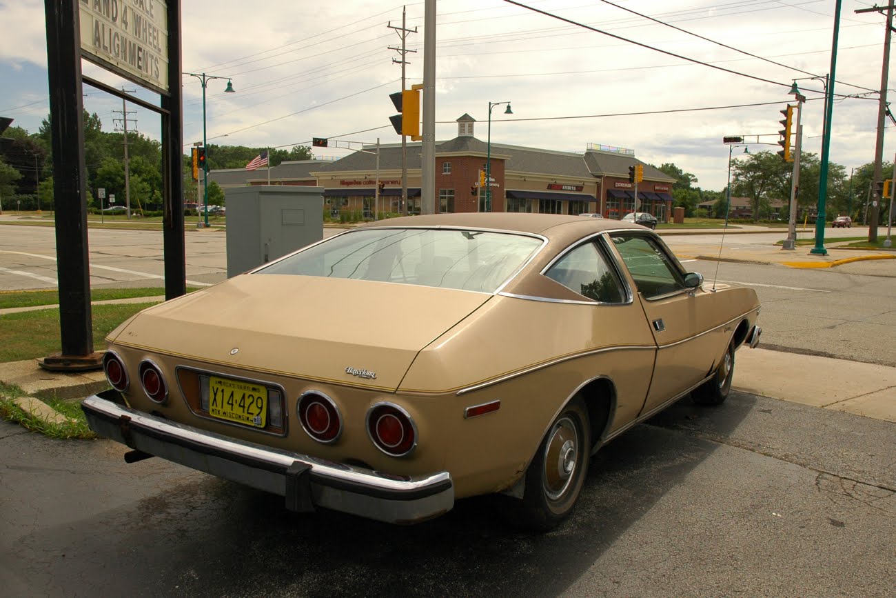 OLD PARKED CARS.: 1976 AMC Matador Barcelona.
