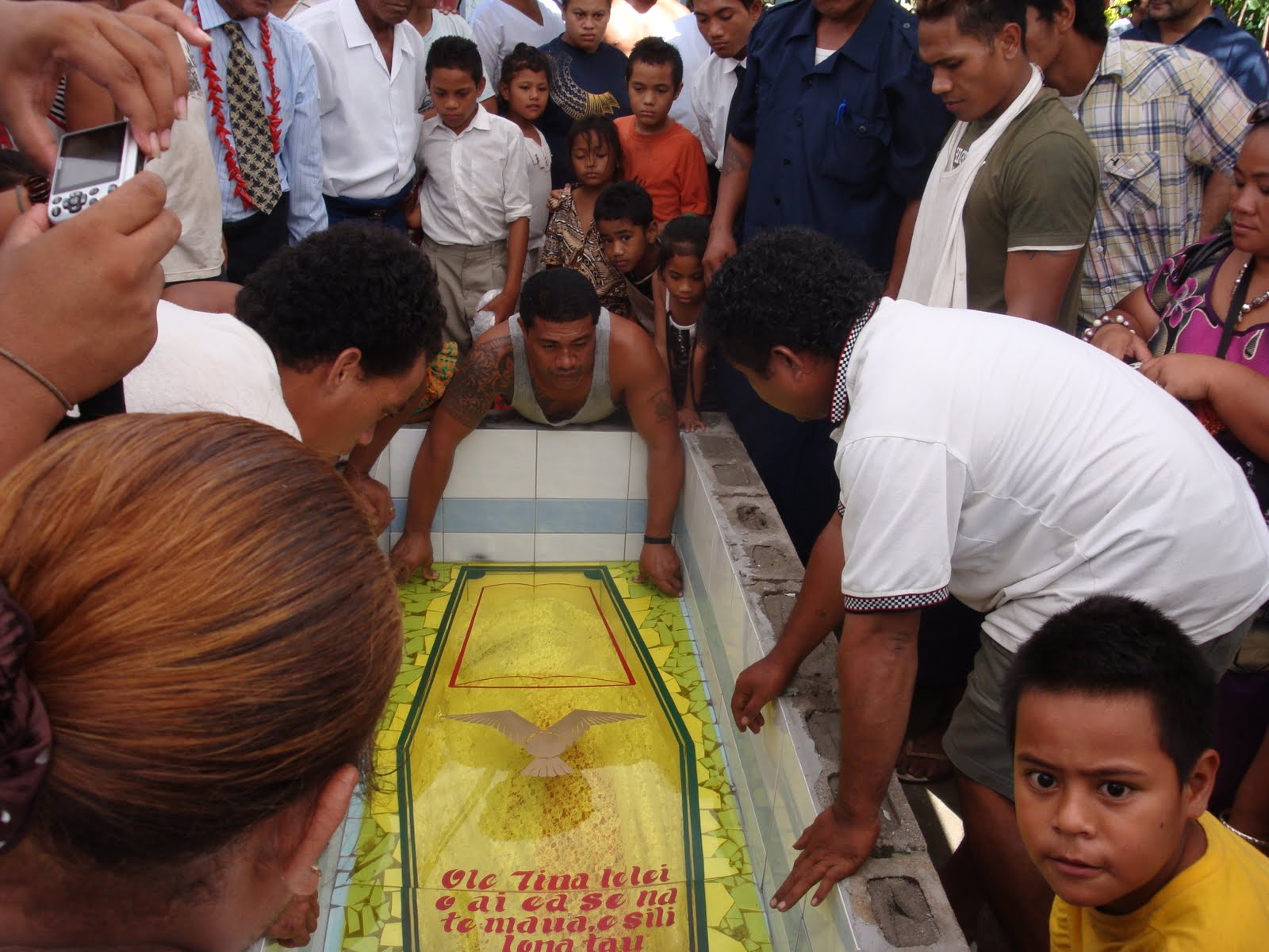 Mike and Linda: Samoan Funeral