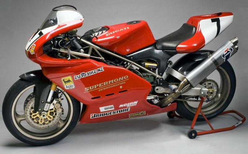99garage | Cafe Racers Customs Passion Inspiration: Ducati 550 Supermono