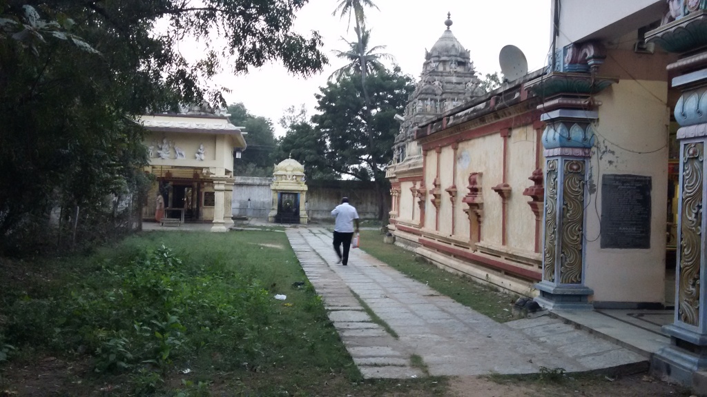 Tamilnadu Tourism: Varadaraja Perumal Temple, Minjur, Thiruvallur