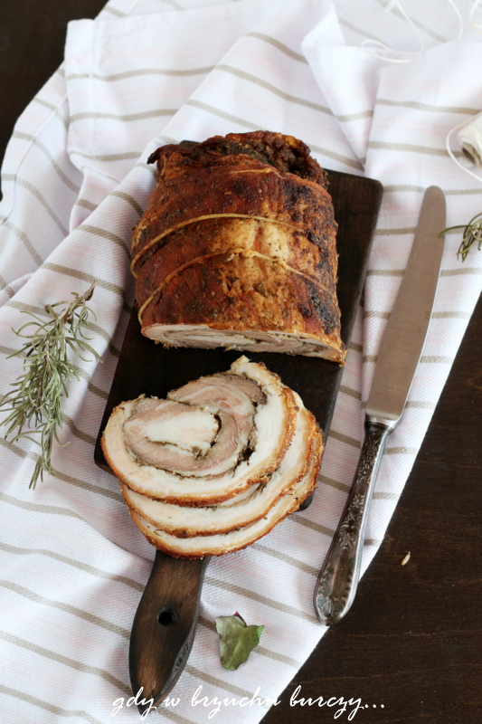 Gdy w brzuchu burczy... : Pieczony rolowany boczek