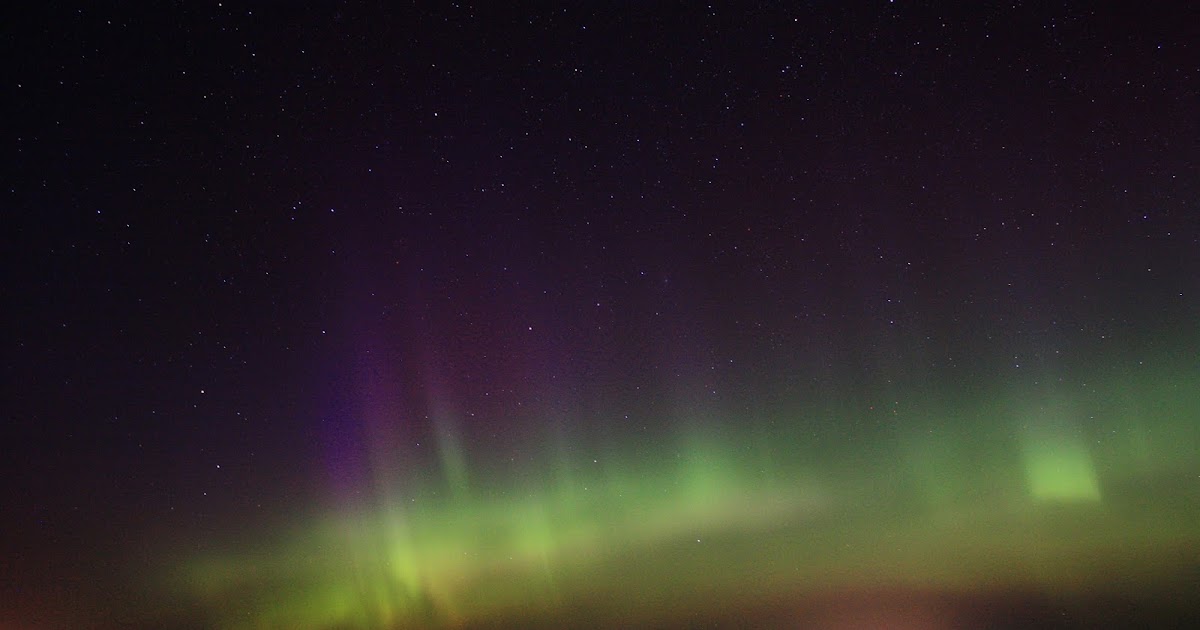 Life on (nearly) a Small Island: Merry Dancers.....