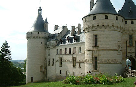 The Presurfer: 10 Loire Valley Castles You Will Want To Visit
