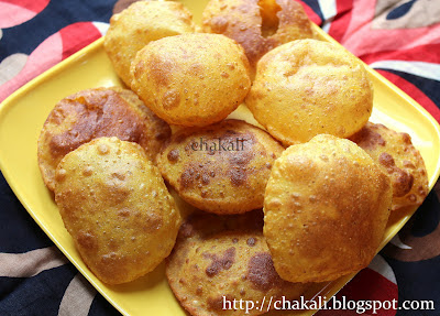 Tikhat Mithachi Puri (Spicy Puri) | चकली