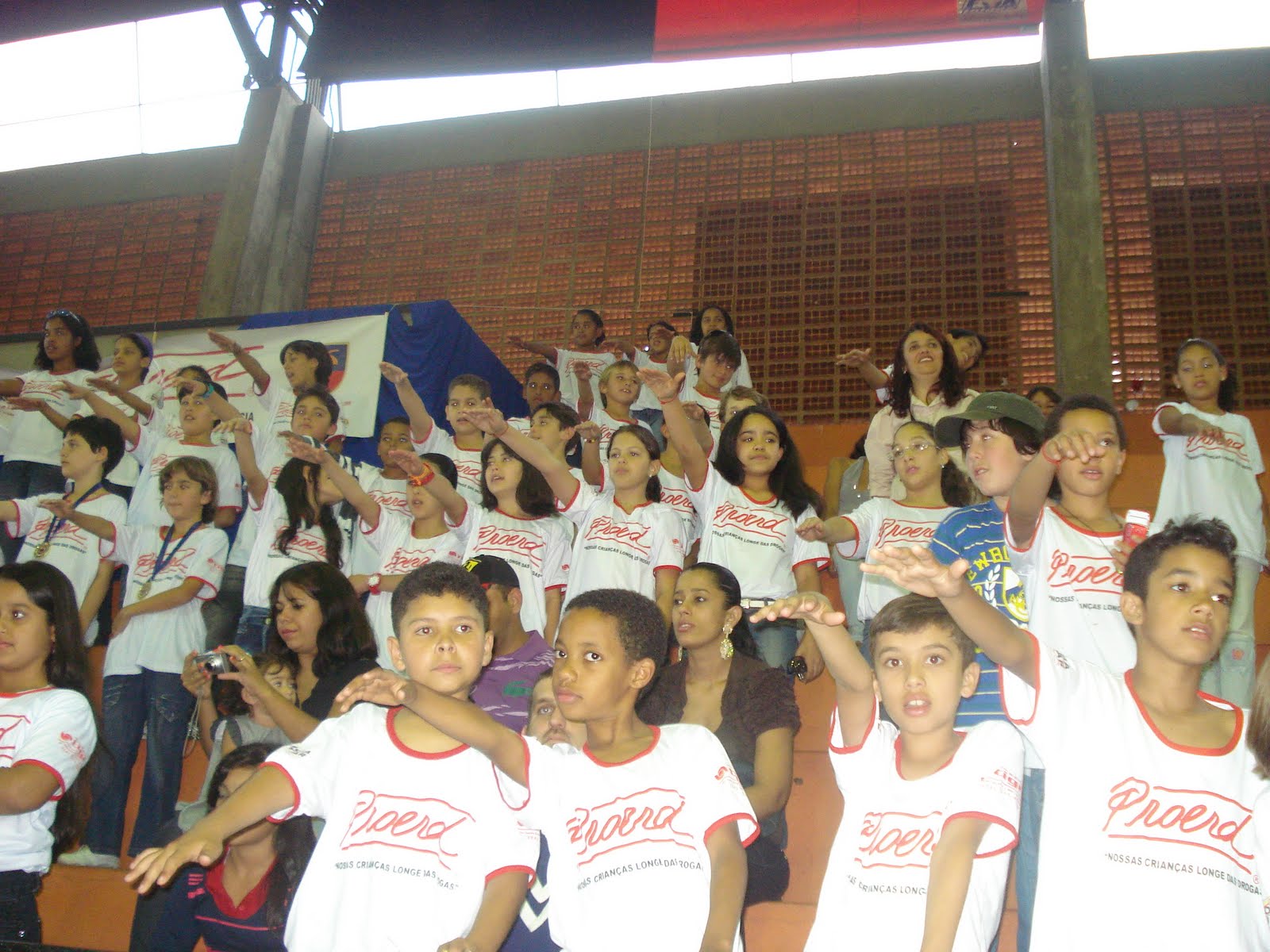 Colégio F.A.S: Cerimônia de Formatura Proerd- Programa Educacional de ...