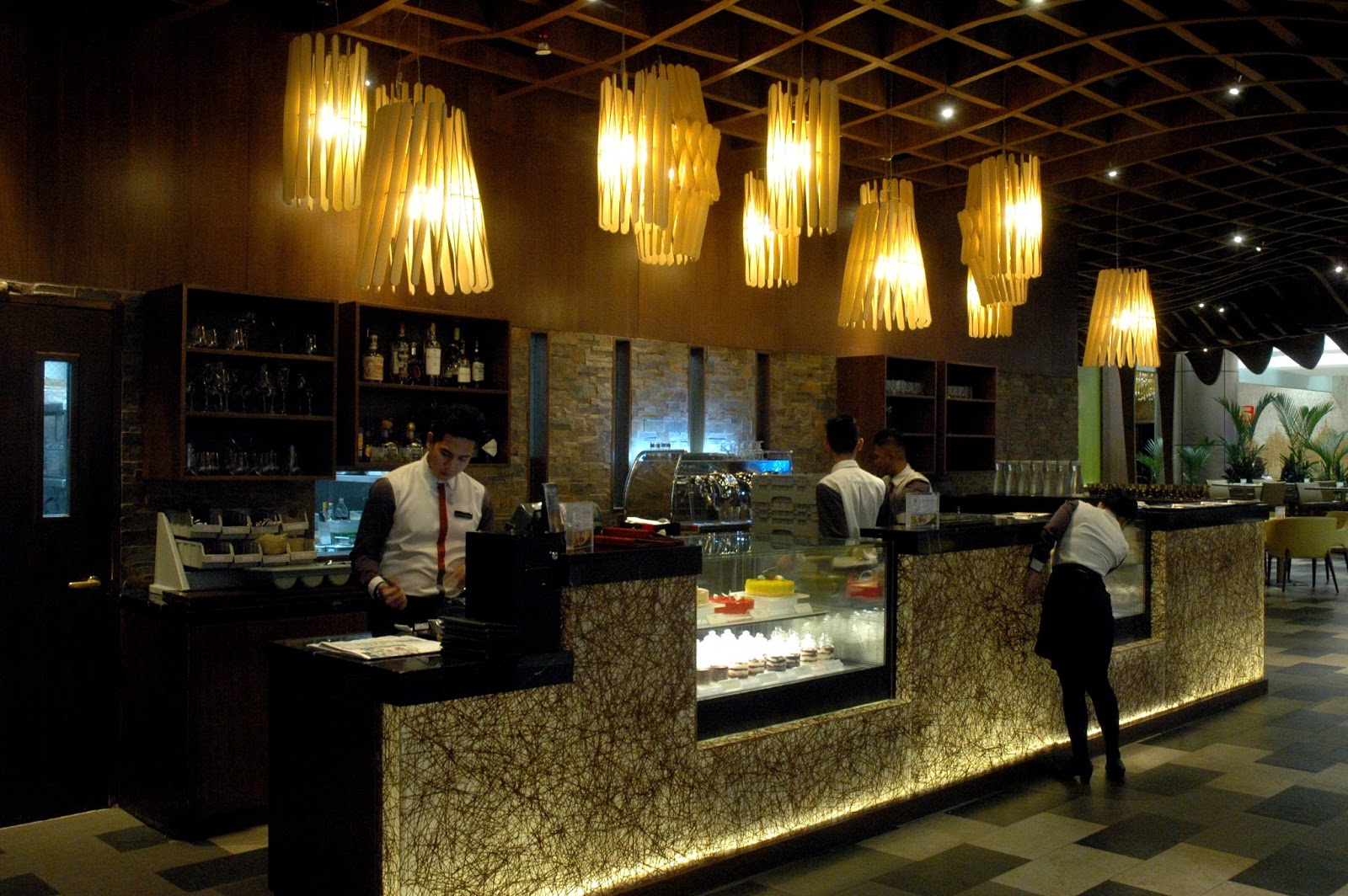 DUDE FOR FOOD: A Taste of Royal Thai Cuisine at Red Ginger