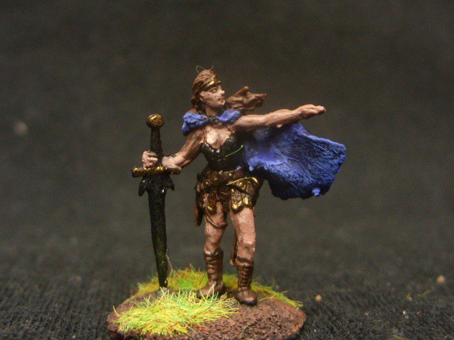 Modern Mounted Amazons – 2T-News