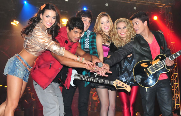 Rebelde.com: Rebelde brasileiro grava cenas do primeiro show da banda