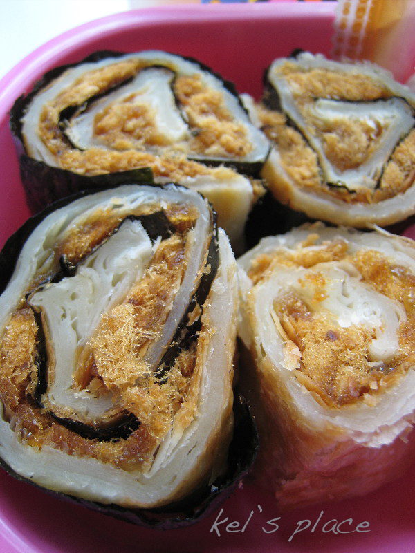 Kel's place: Meat Floss and Seaweed Roti Canai Rolls Bento (349)