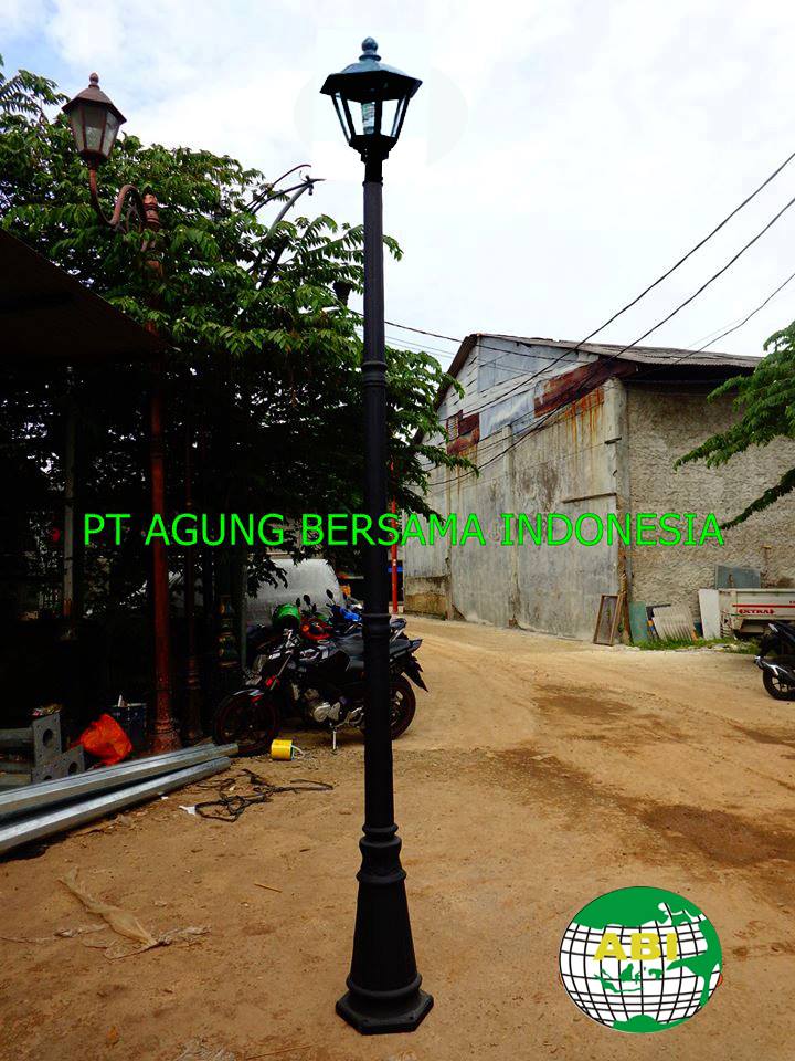 JUAL TIANG LAMPU JALAN PJU - Model - Tiang Lampu Depan Rumah | Tiang lampu taman jalan - Pju ...
