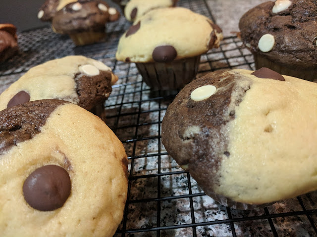 Life Without Alu?: Chocolate and Vanilla Half and Half Muffins