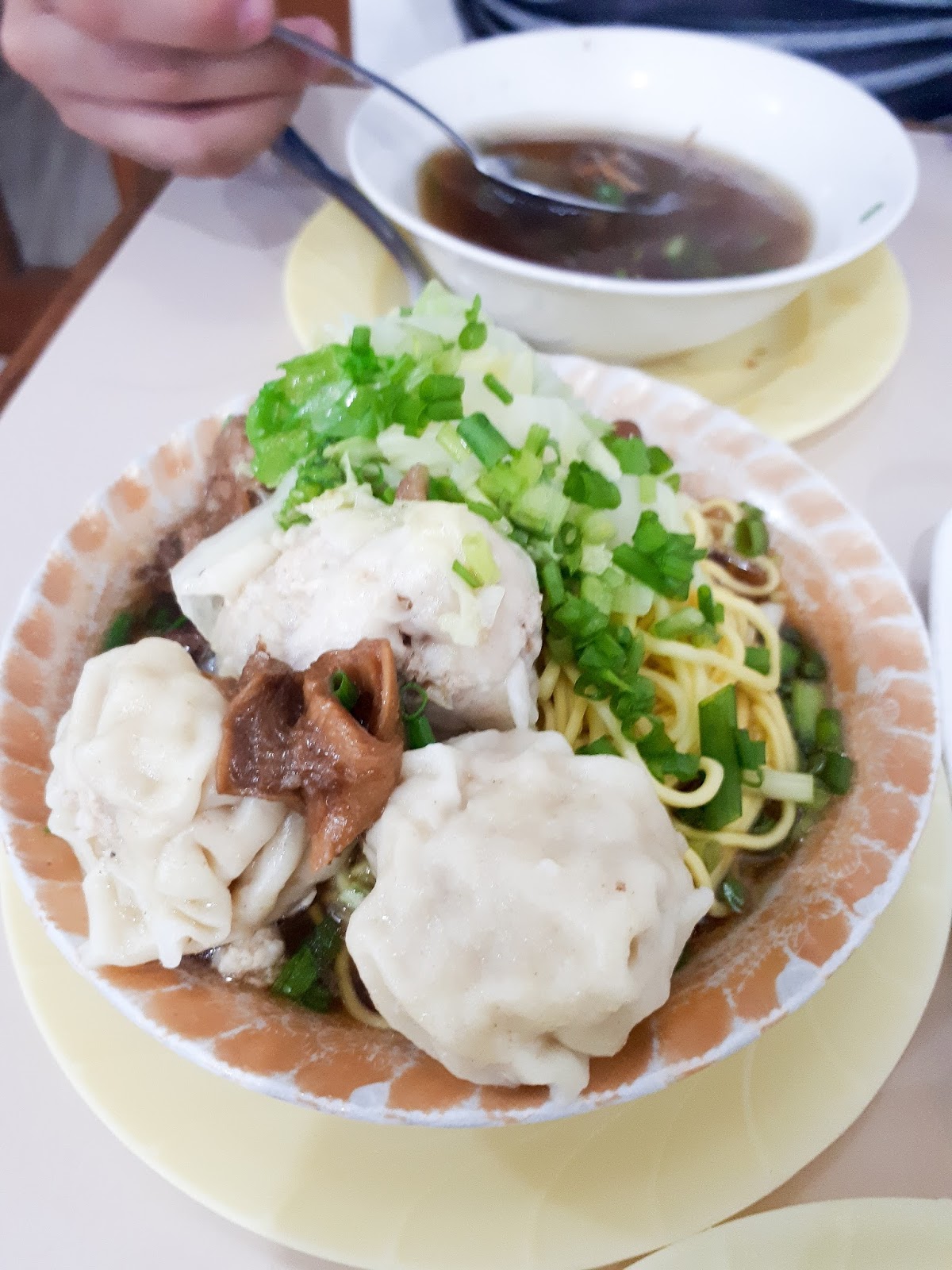 Charlie's Wanton Special, Mandaluyong - The Foodinista