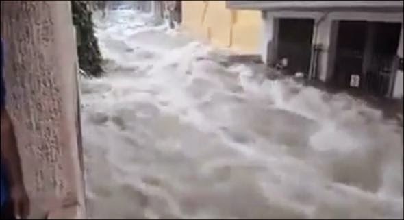 ΑΔΙΑΝΟΗΤΟ ΒΙΝΤΕΟ: ΕΙΝΑΙ ΣΤΗΝ ΕΛΛΑΔΑ... ΕΙΝΑΙ ΣΤΟ ΙΛΙΟΝ ΚΑΙ ΕΙΝΑΙ ΕΝΑ ...