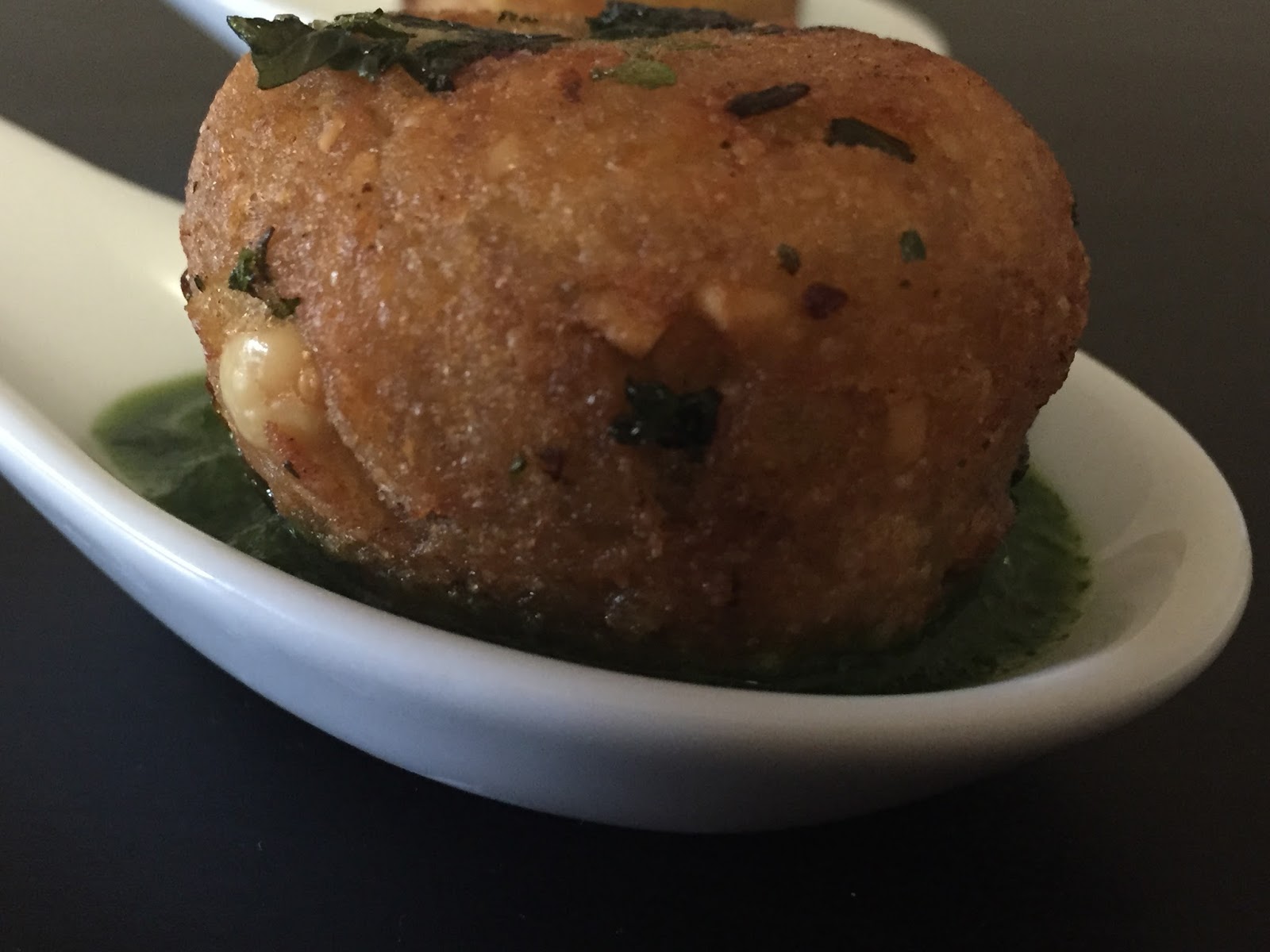 Farali Buff-vada – Famous Gujarati Snack :: Cooking With Bhawna