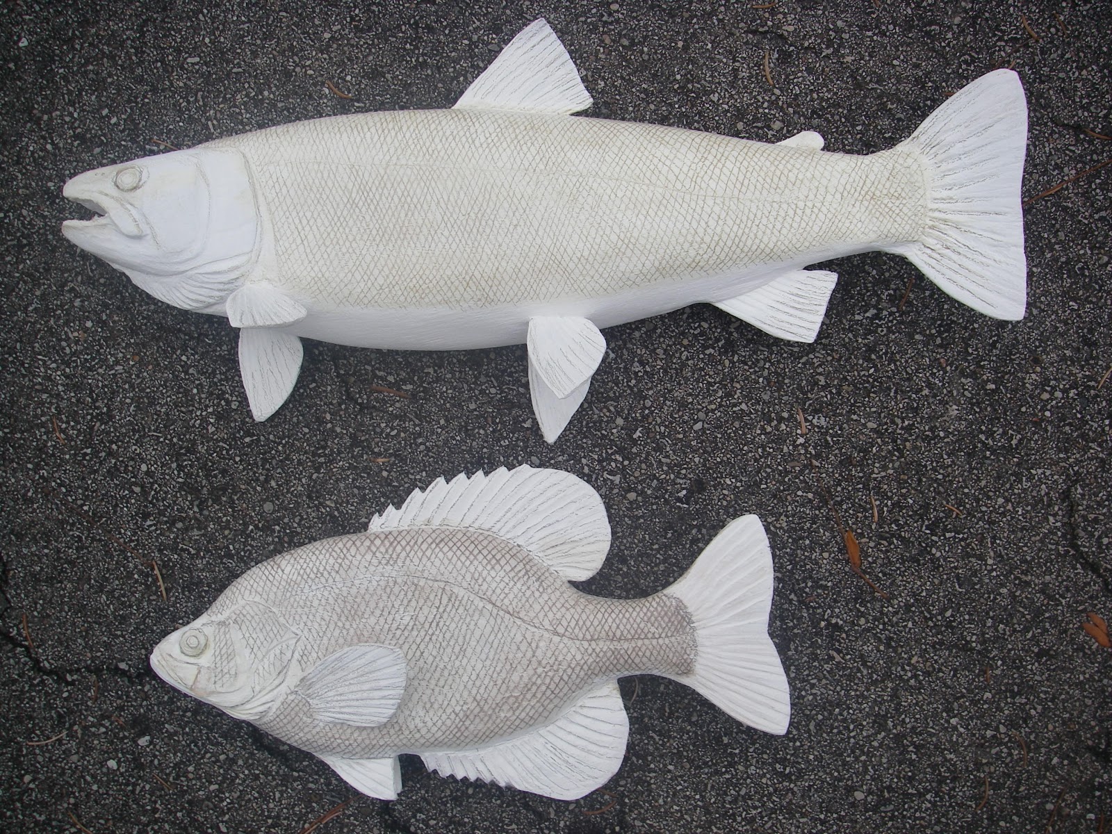 CHARLES WEISS ART: new brown trout and black crappie wood carvings of ...