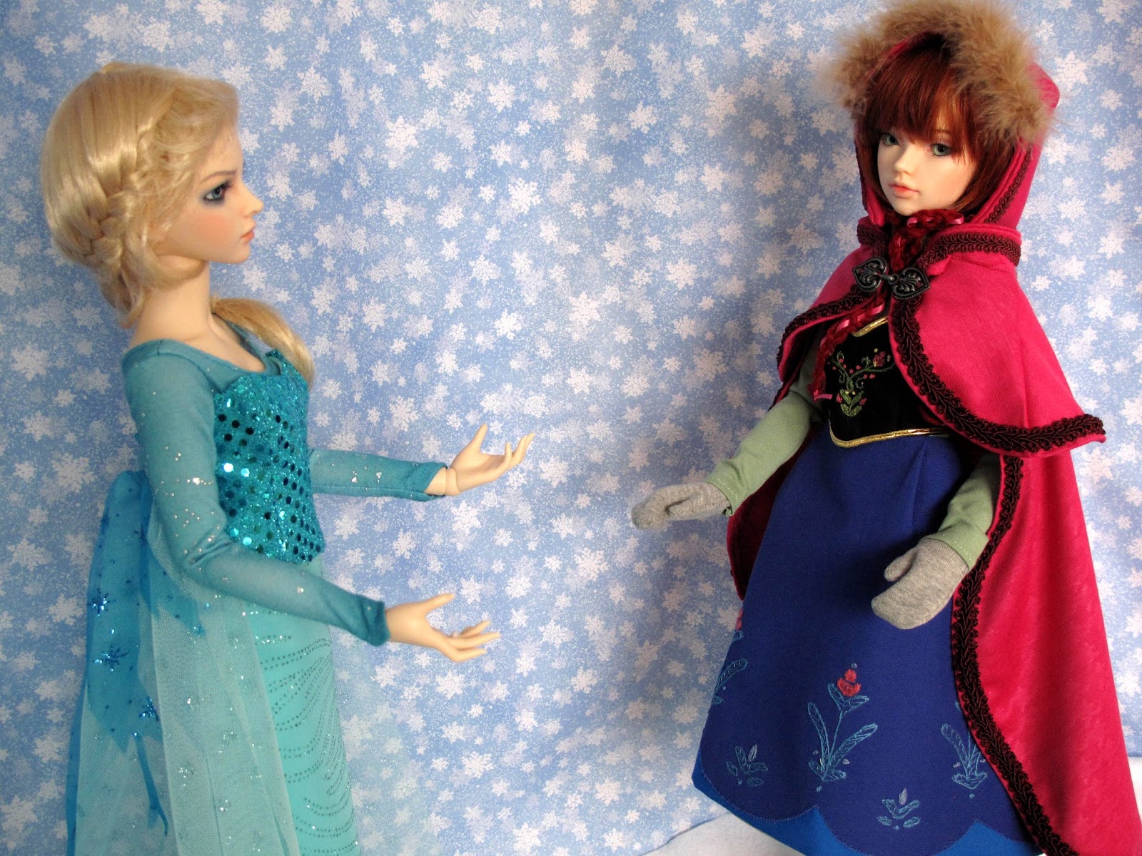 Frozen Heart Anna Cosplay